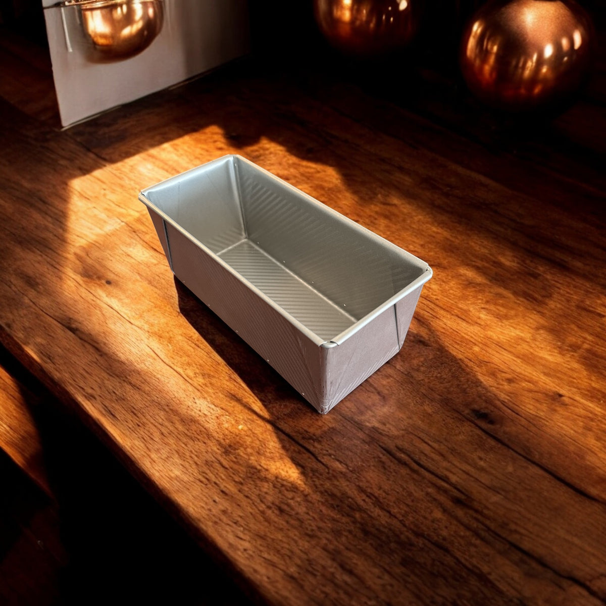 700g Bread Fluted Bread Tin With Steam Holes