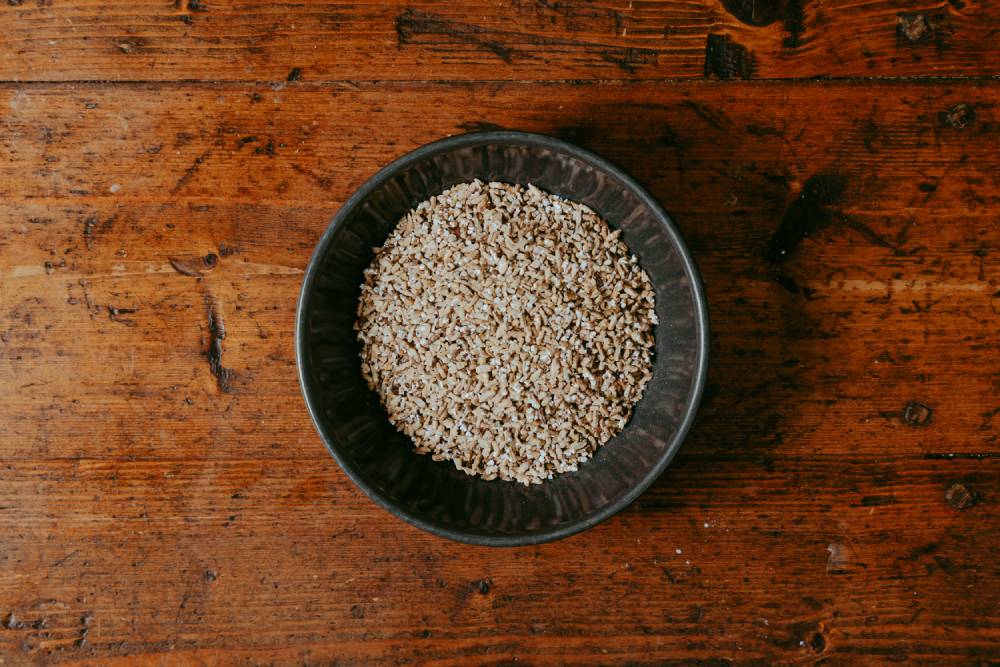 Kibbled Rye – Simply No Knead